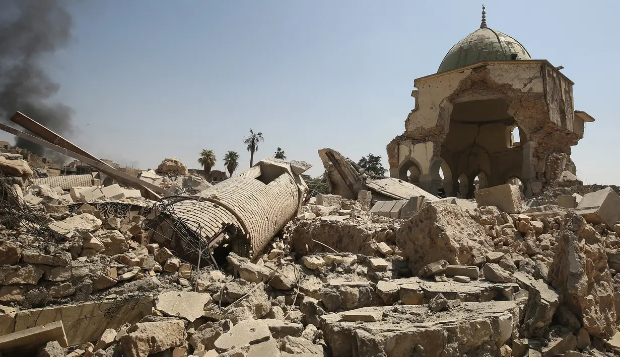 Meratapi Masjid Bersejarah Al Nuri di Mosul yang Tinggal Puing - Foto ...