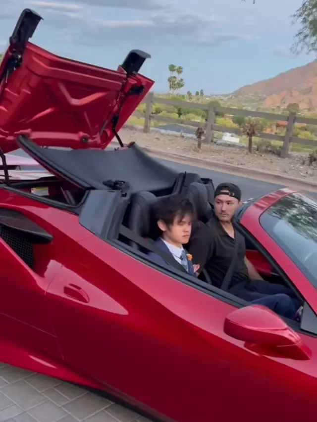 6 Potret Sam Anak Tiri Farah Quinn dari Pernikahan Kedua, Dekat Armand ...