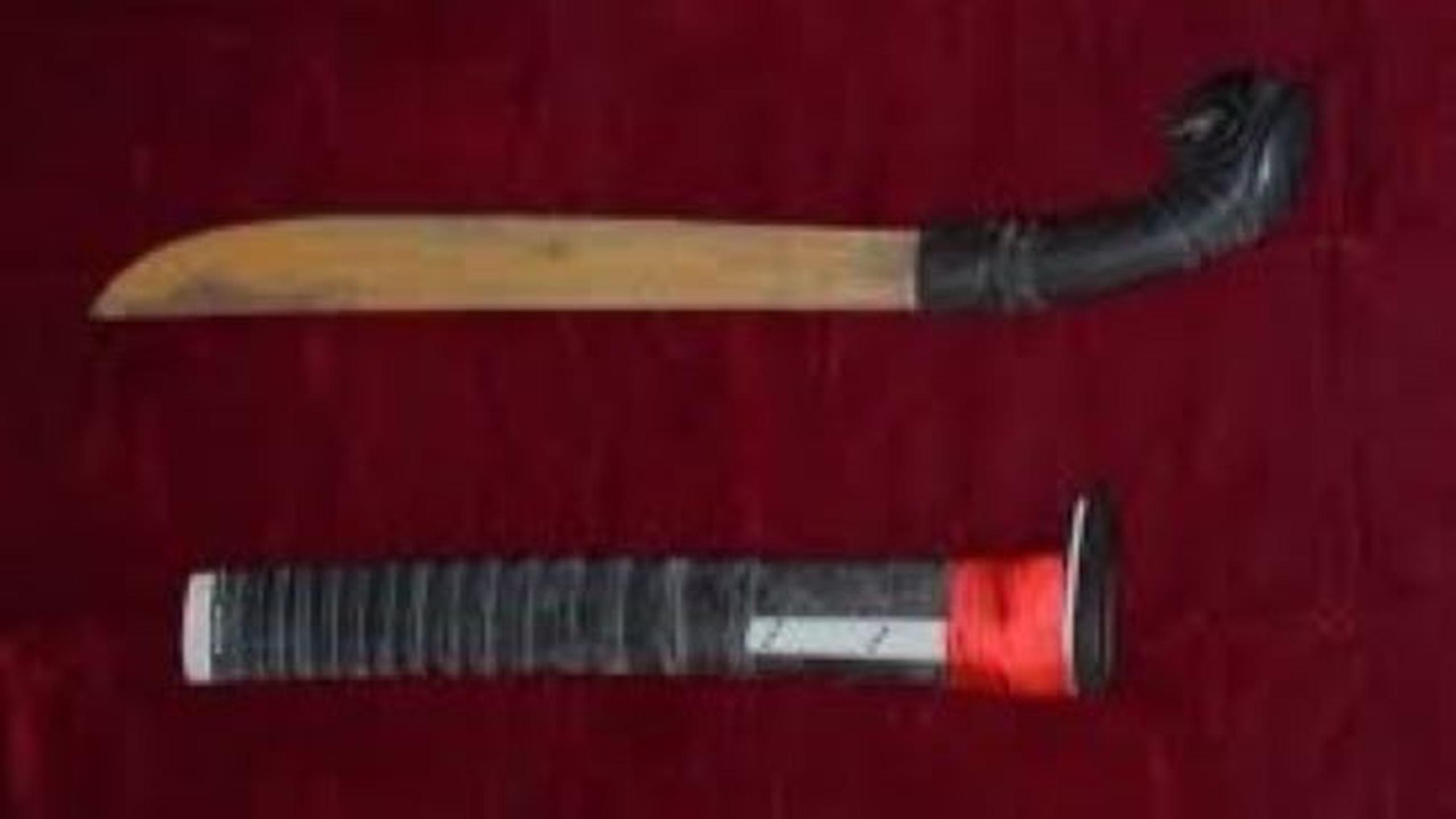 Mengenal Golok Sulangkar, Senjata Khas Banten yang Sarat Akan Mitos dan ...