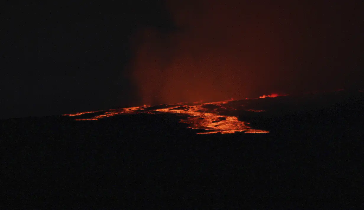 Penampakan Gunung Terbesar di Dunia Meletus di Hawaii - Foto Liputan6.com