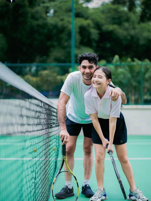 10 Potret Prilly Latuconsina dan Reza Rahadian saat Main Tenis, Pamer ...