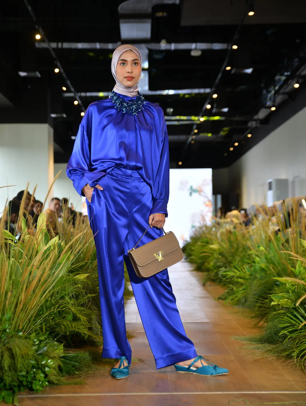 Intip Koleksi Tas Terkini dari Vone World x Sarah Sofyan yang Cocok ...