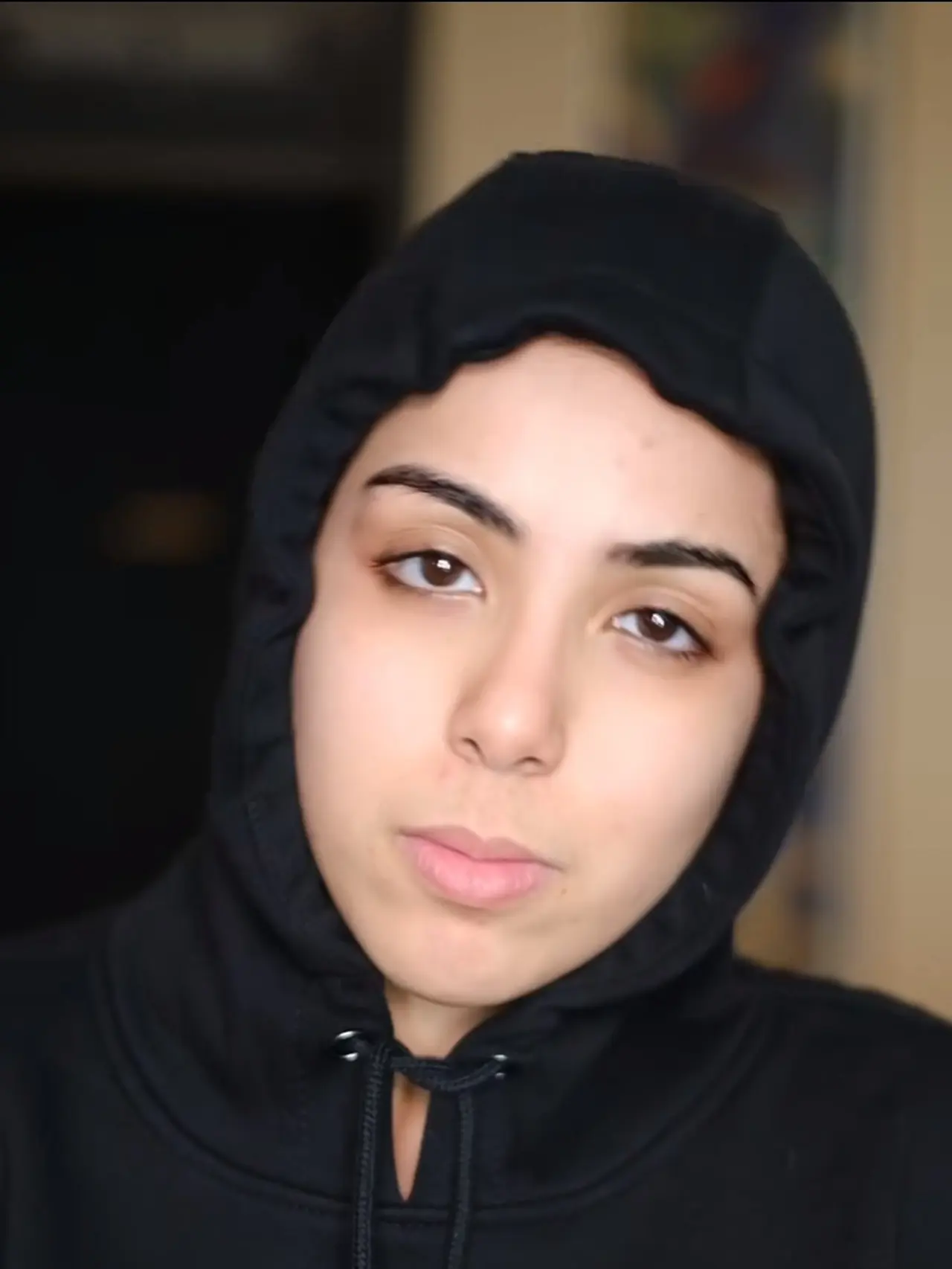 7 Potret Sausan Sabrina Istri Virzha Berdarah Arab, Pamer Wajah Natural ...