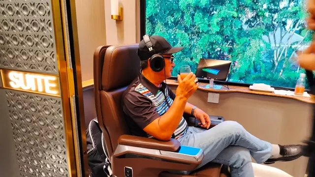 Penampakan Kereta Super Mewah KAI, Harga Tiketnya Lebih Mahal dari Pesawat