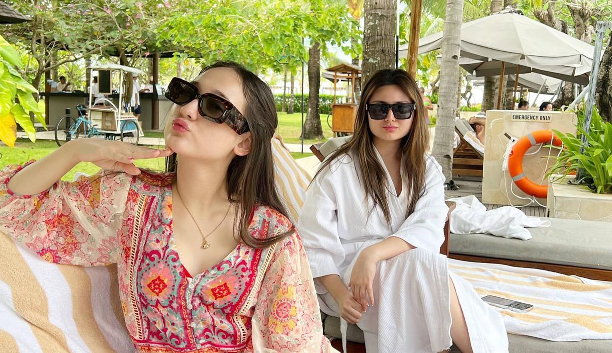 Potret Kompak Laura Moane Bersama Kakak yang Kerap Tuai Sorotan