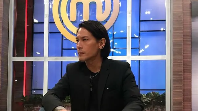 Viral Gaya Rambut Chef Juna Mirip dengan 7 Tokoh Ini, Curi Perhatian ...