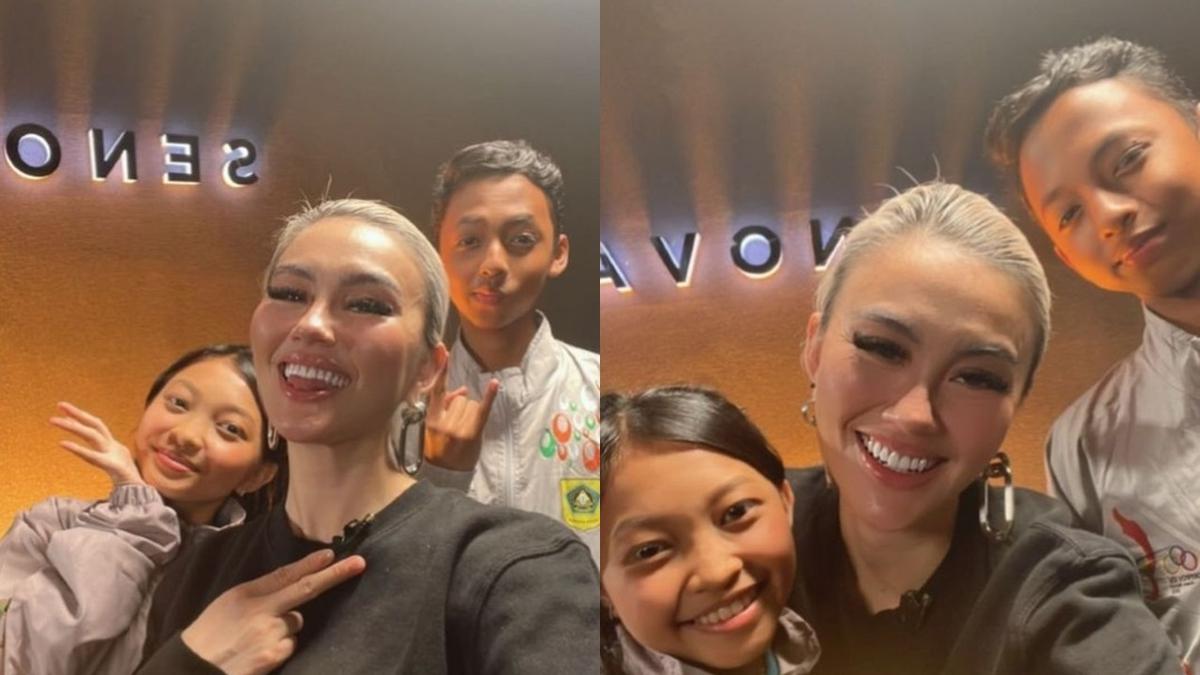 7 Momen Bahagia Agnez Mo Bertemu Devina dan Kesya Murid SMPN 1 Ciawi ...