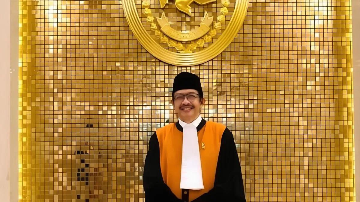 Police Justice: Gagasan Hakim Agung Haswandi untuk Penegakan Putusan ...