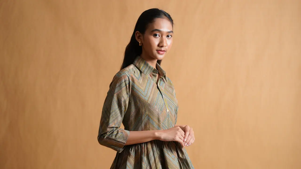 10 Model Baju Batik Atasan Modern Simple tapi Tetap Fashionable, Tampil Menawan di 2025 - Hot ...