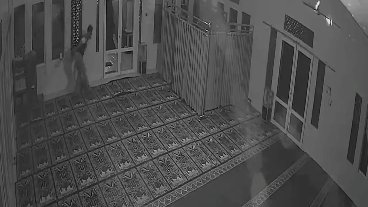 Nestapa Buruh Kuli Bangunan di Tasikmalaya, Curi Kotak Amal Masjid ...