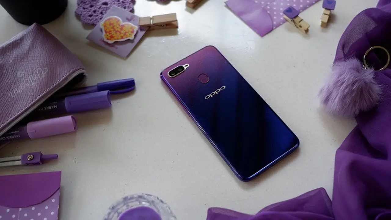 Oppo F9 Kini Hadir dalam Varian Warna Starry Purple - Tekno Liputan6.com