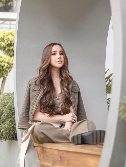 Tahun 2019, Agatha Chelsea Bakal Lanjutkan Pendidikan di Luar Negeri ...
