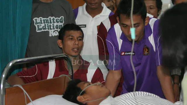 Mengenang Tragedi ISL 2008: Gara-Gara Belut, Saktiawan Sinaga Tak ...