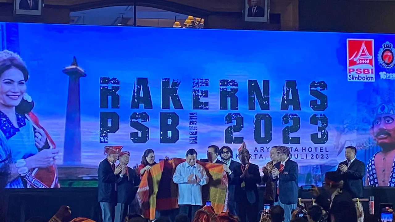 Hadiri Acara Rakernas Marga Simbolon, Menhan Prabowo Disoraki Jadi Presiden - News Liputan6.com