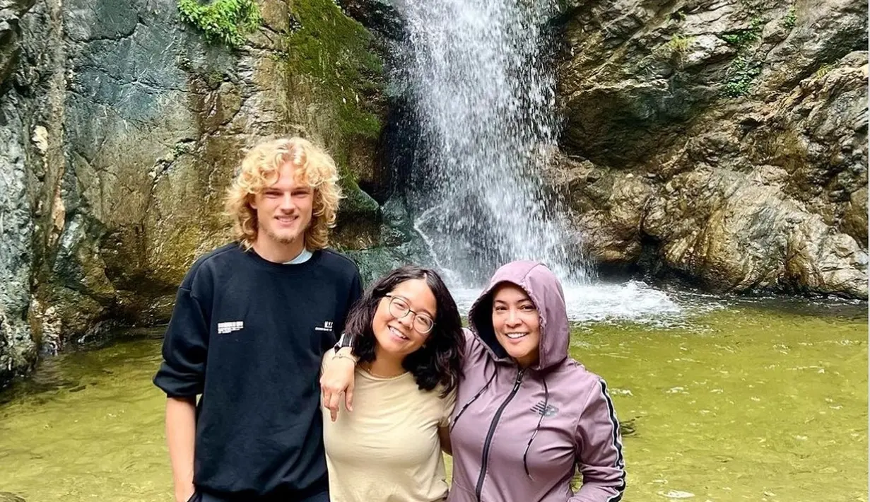 Keseruan Astrid Kuya Liburan Bareng Cinta Kuya dan Pacarnya di Amerika ...