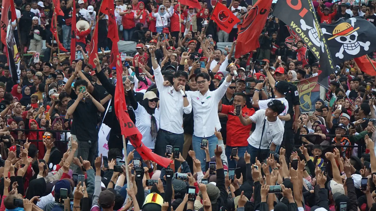 Keluarga Tiga Eks-Bupati Tegal Bersatu Dukung Bima-Mujab, Hadiri ...