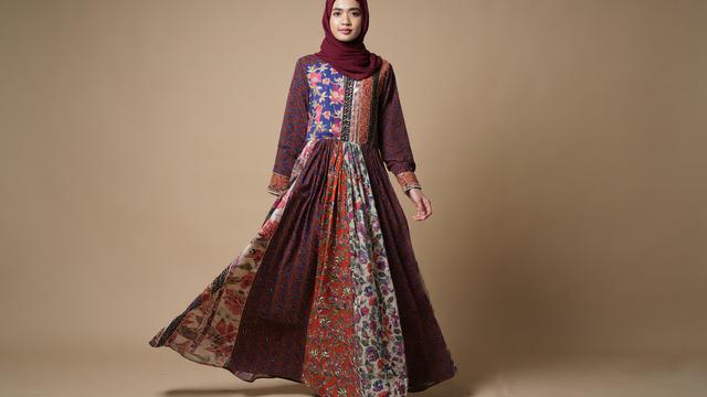 12 Model Baju Gamis Terbaru 2025, Sentuhan Detailnya Bikin Tampil Kalem ...