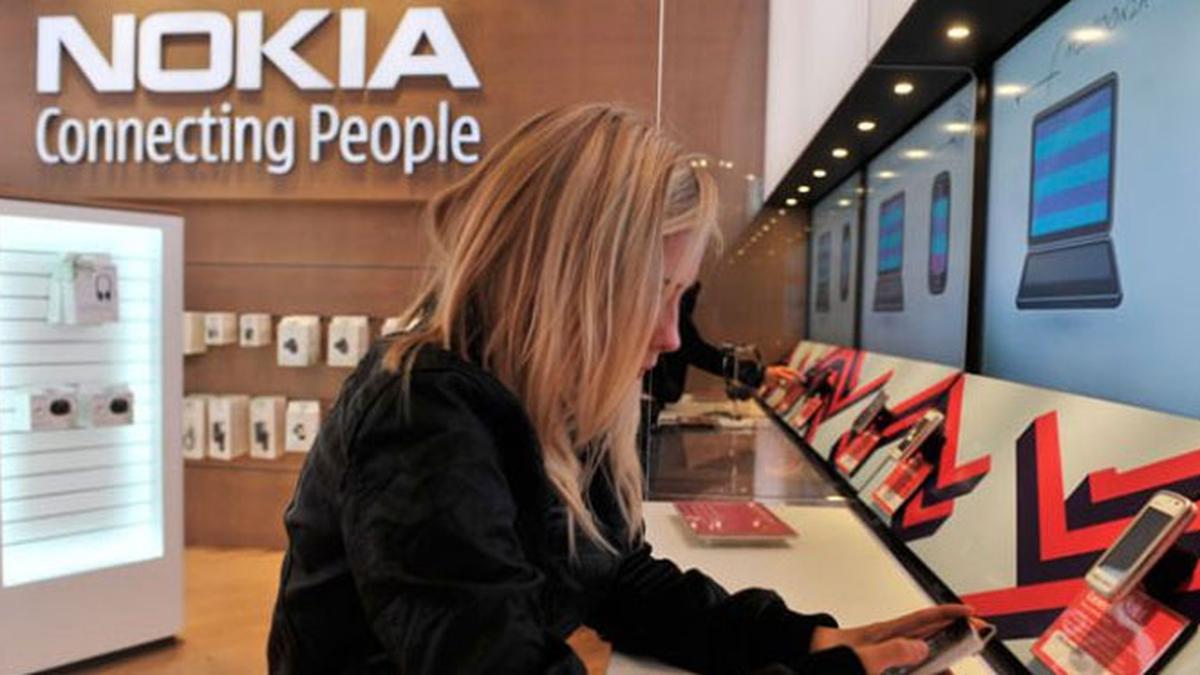 Samsung Juga Kuasai Pasar Ponsel, Pecundangi Nokia yang Menurun - Tekno ...