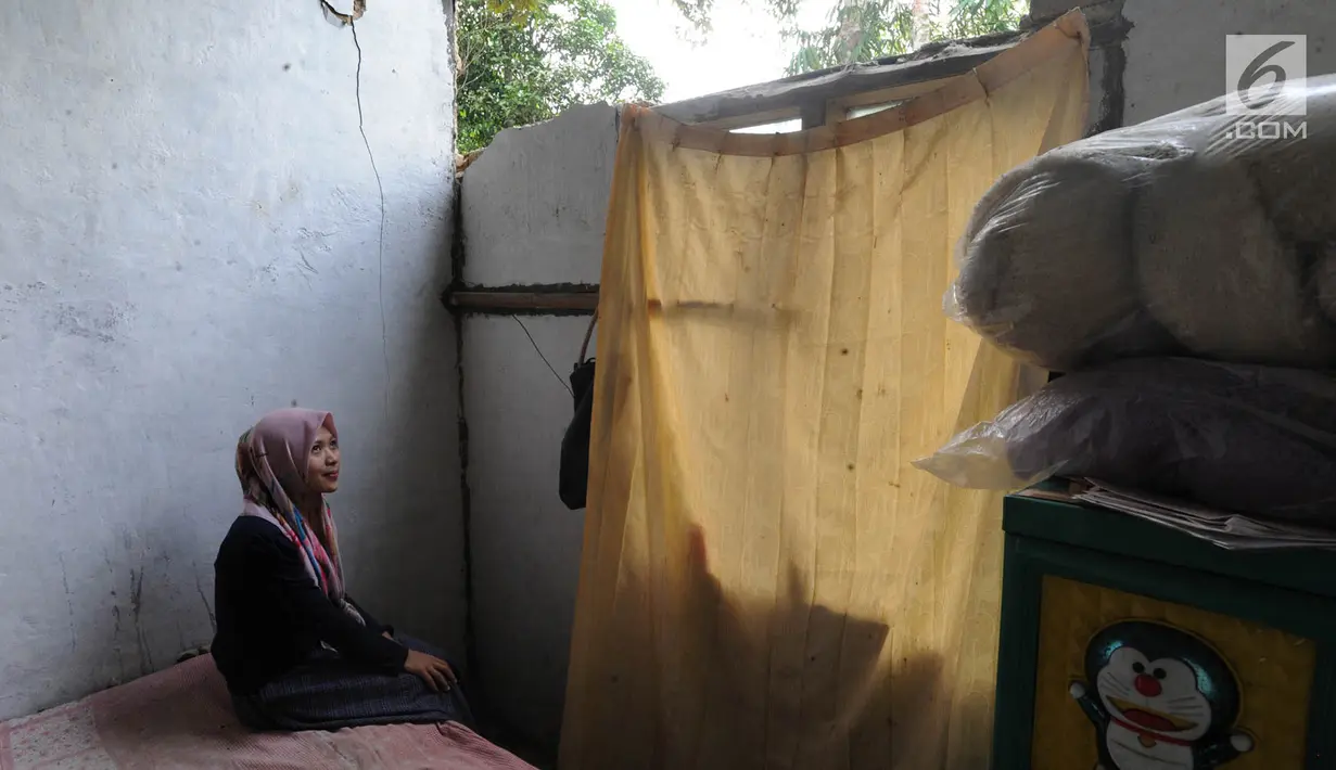 FOTO: Potret Duka Korban Gempa Banten - Foto Liputan6.com