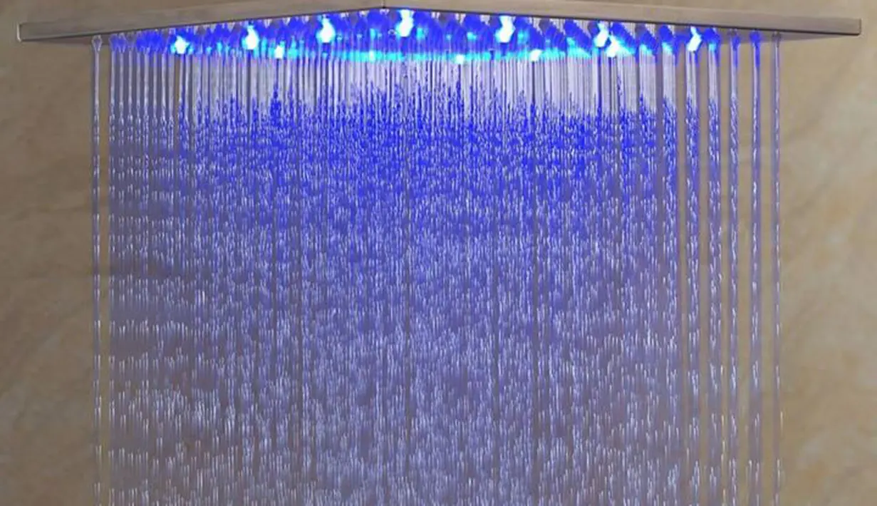 Mandilah di Bawah Shower Ini, Semua Galau Dijamin Hilang - Photo Fimela.com