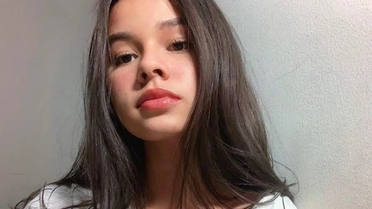 Potret Maria Theodore, Artis Cantik yang Dikabarkan Berpacaran dengan ...