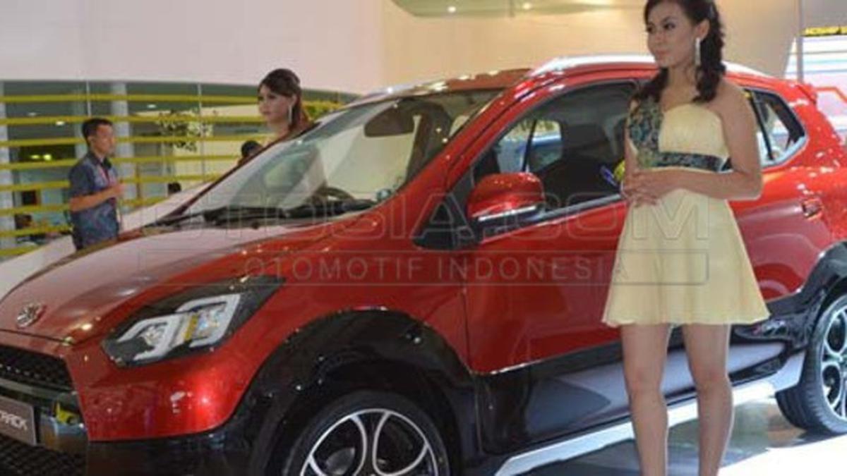 Tampil Komplit, Daihatsu Sodorkan Ayla M Sporty dan X Elegant - Berita ...