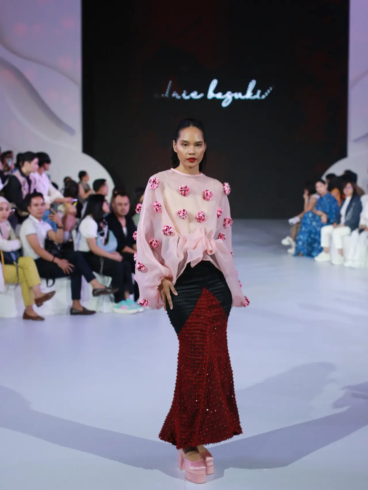 Artisan A La Mode Senayan City Fashion Nation 17th Edition Hadirkan 3 ...