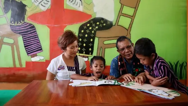 Resmikan Perpustakaan ke-250 di Nagekeo NTT, Taman Bacaan Pelangi ...