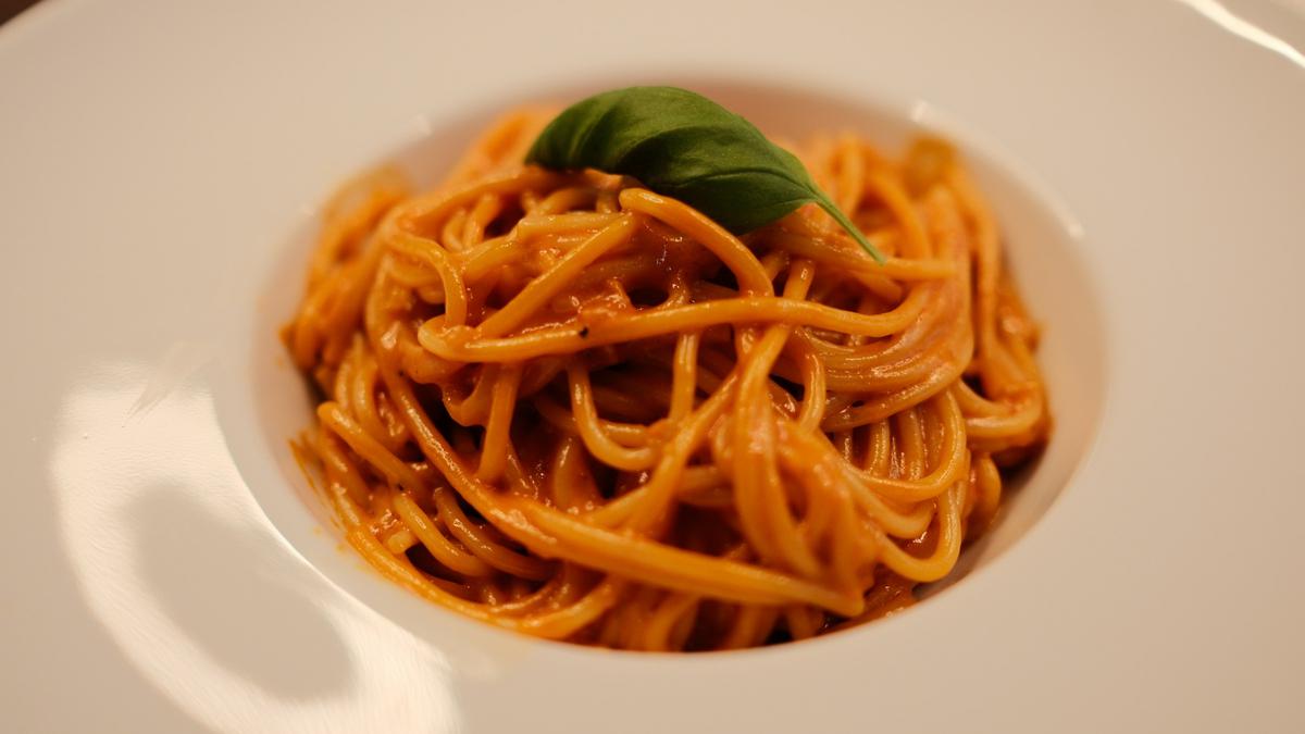 Gigi Hadid Pasta Recipe With and Without Vodka: Recreating the Viral Recipe
