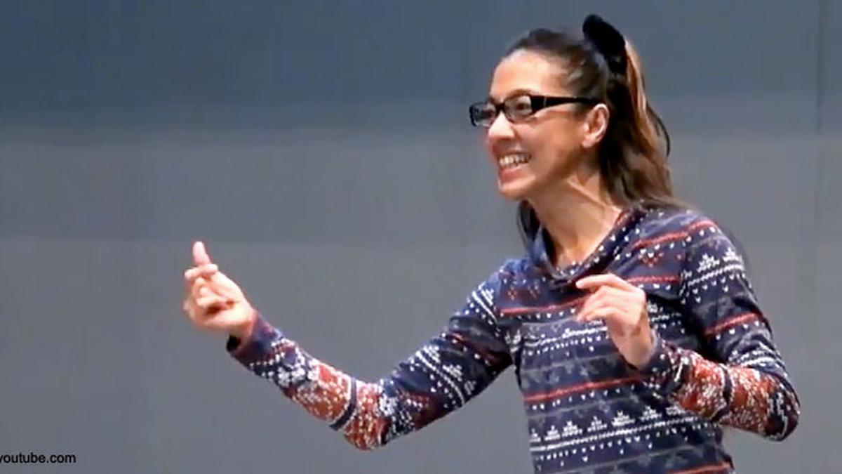 Vicky Burky Bawakan Buku Khusus untuk Raffi Ahmad - ShowBiz Liputan6.com