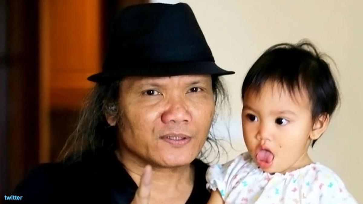 Melobi Alicia Keys, Adrie Subono Kehilangan Topi di LA - ShowBiz ...