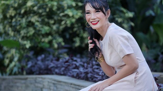 Deva Indah Kini Jadi Seorang Ibu, Mendapat Banyak Pelajaran dari Anak ...