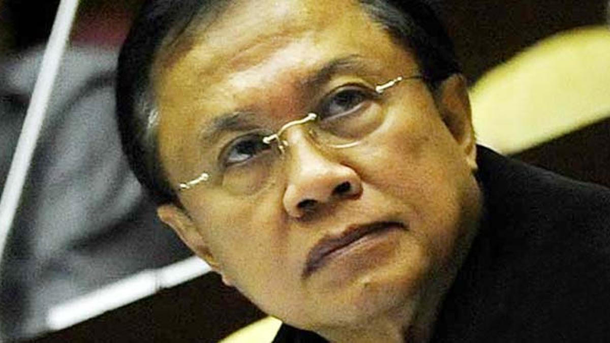 Dipo Alam Datang ke KPK - News Liputan6.com