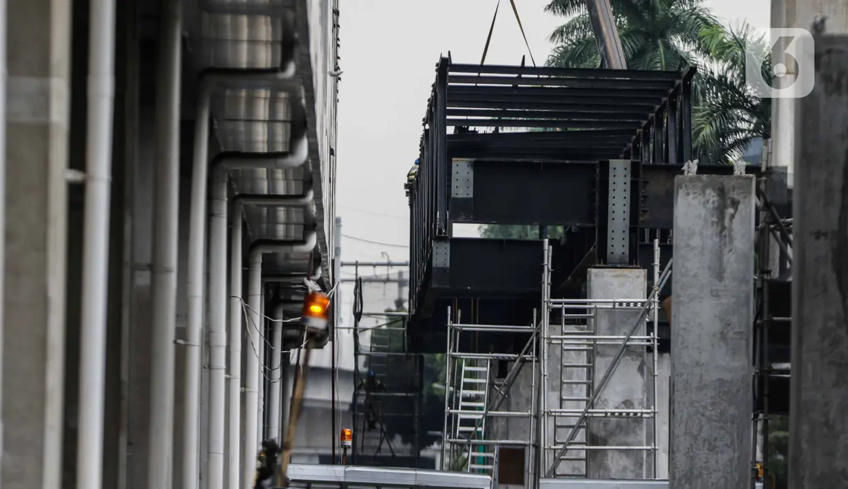 FOTO: Memantau Pembangunan Skybridge Stasiun MRT ASEAN-Halte CSW ...