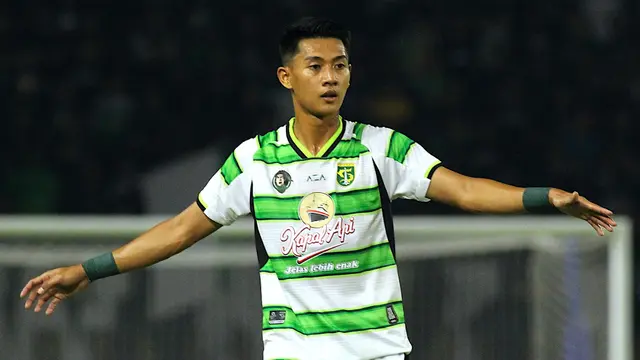 Profil Malik Risaldi, Pemain Persebaya Resmi Debut di Timnas Indonesia ...