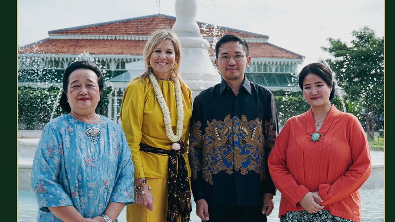 6 Potret Ratu Máxima Kunjungi Mangkunegaran Solo, Disambut Hangat Gusti ...