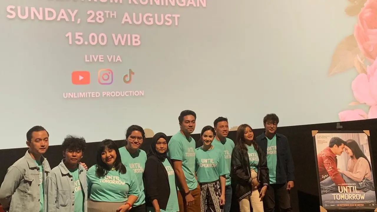Deva Mahenra dan Clara Bernadeth Bintangi Film Until Tomorrow - ShowBiz ...