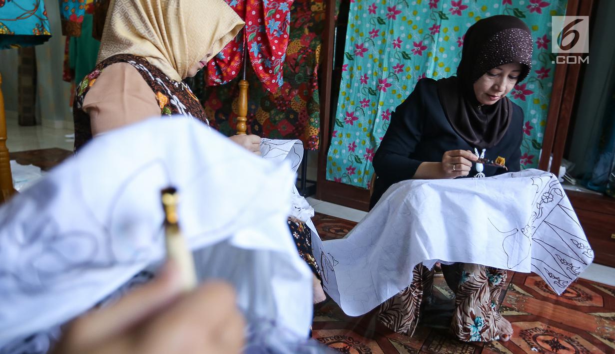 FOTO: Jejak Budaya di Balik Motif Batik Khas Tangsel - Foto Liputan6.com