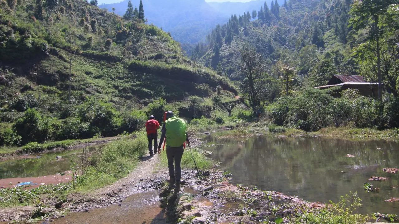 6 Fakta Menarik Gunung Binaiya di Pulau Seram Maluku, Salah Satu 7 ...