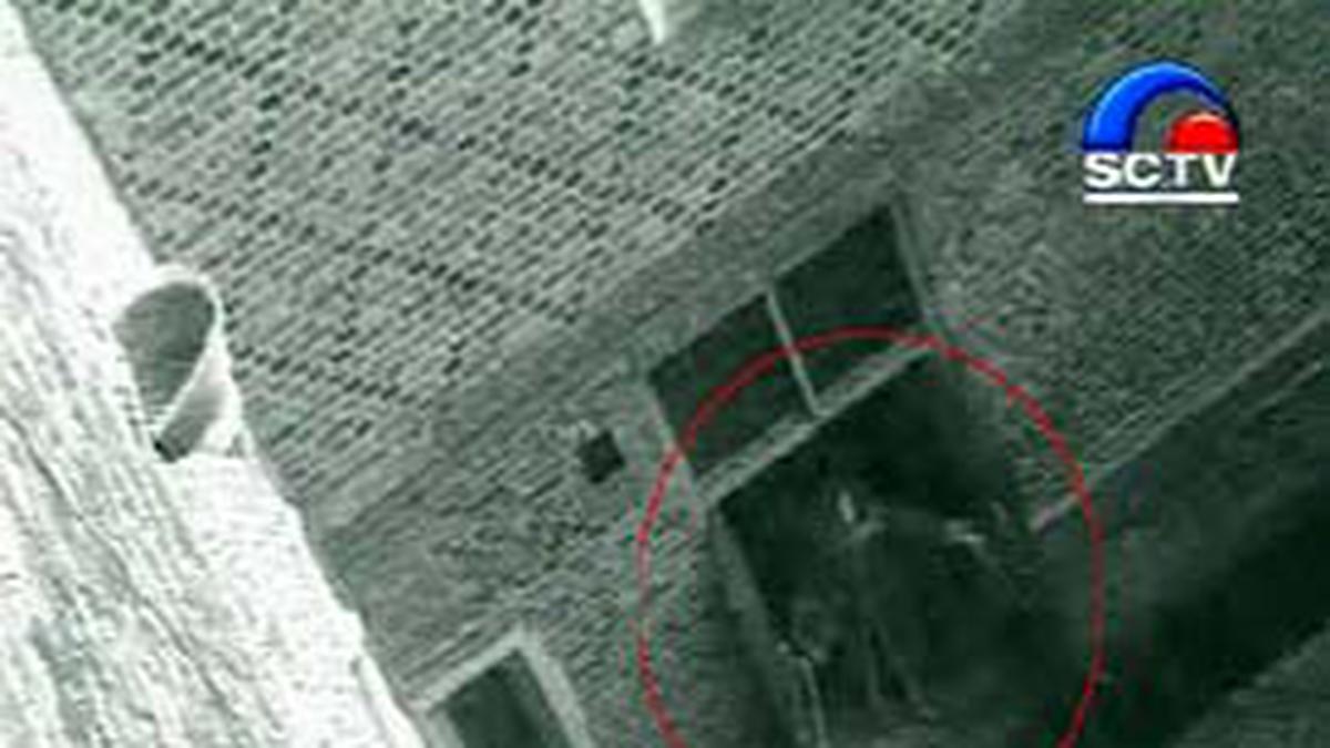 Hantu Raja Henry VIII Muncul di Hampton Court - Global Liputan6.com