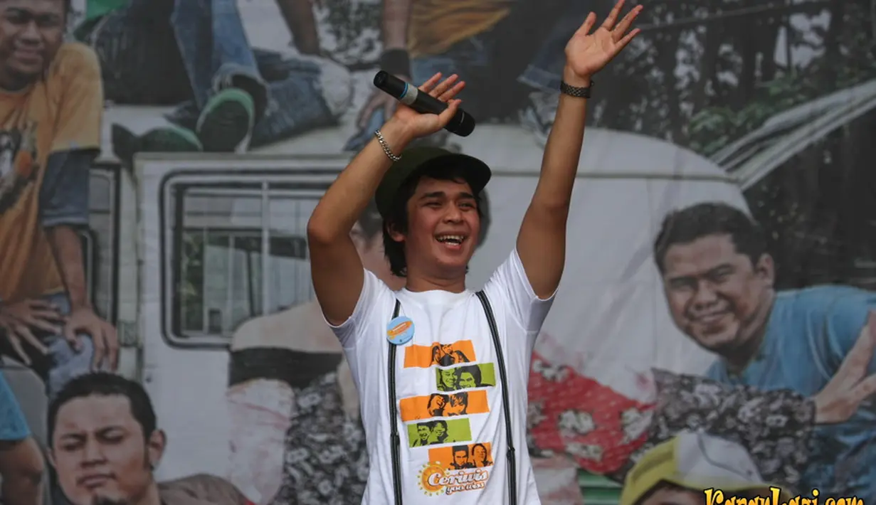 Foto-Foto Kenangan Olga Syahputra Sejak Awal Karir Hingga Sukses