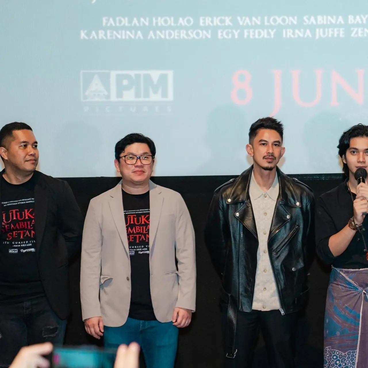 6 Potret Fandy Christian Hadiri Gala Premiere Film, Hindari Awak Media ...