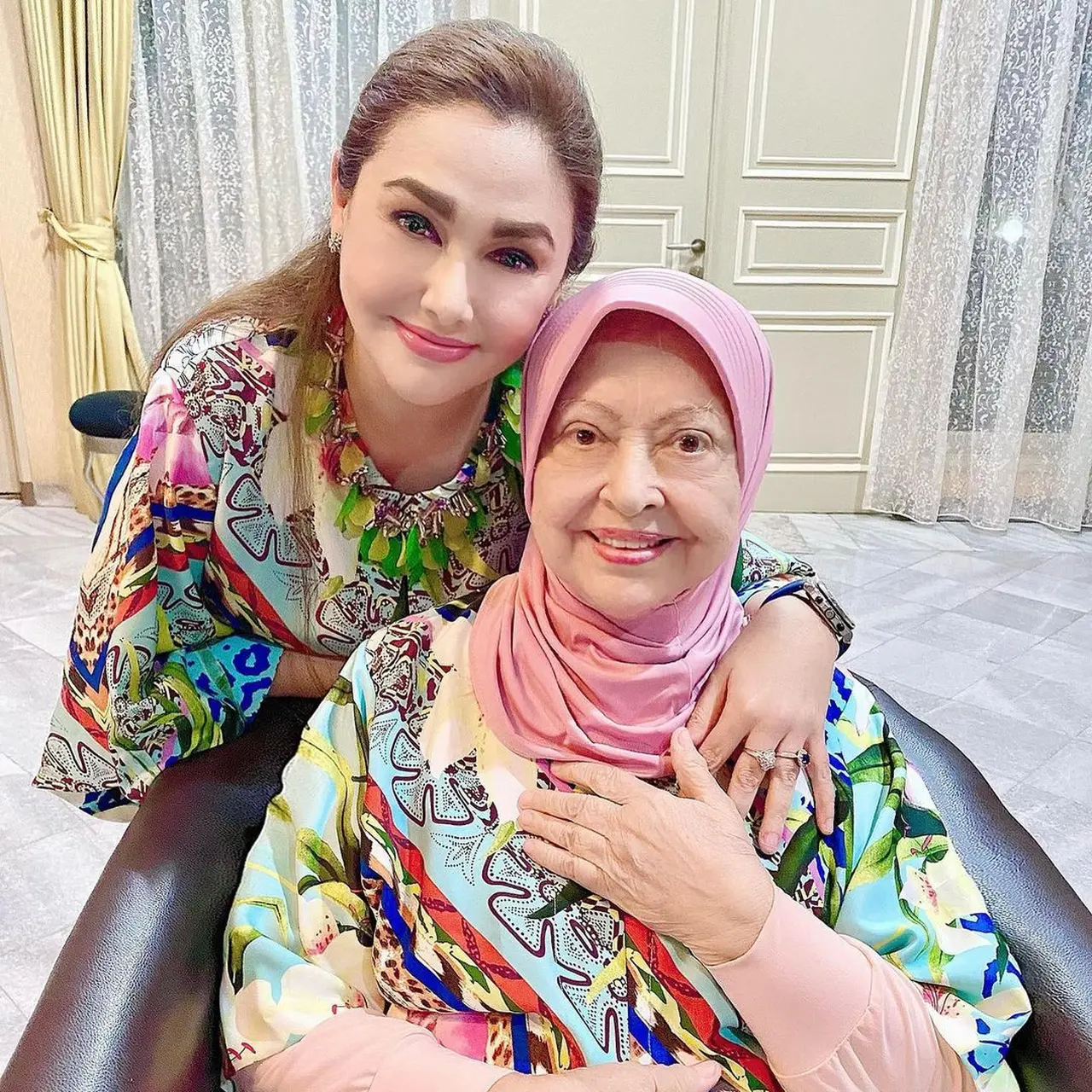 Aktris Senior Mieke Wijaya Meninggal Dunia di Usia 82 Tahun - ShowBiz ...