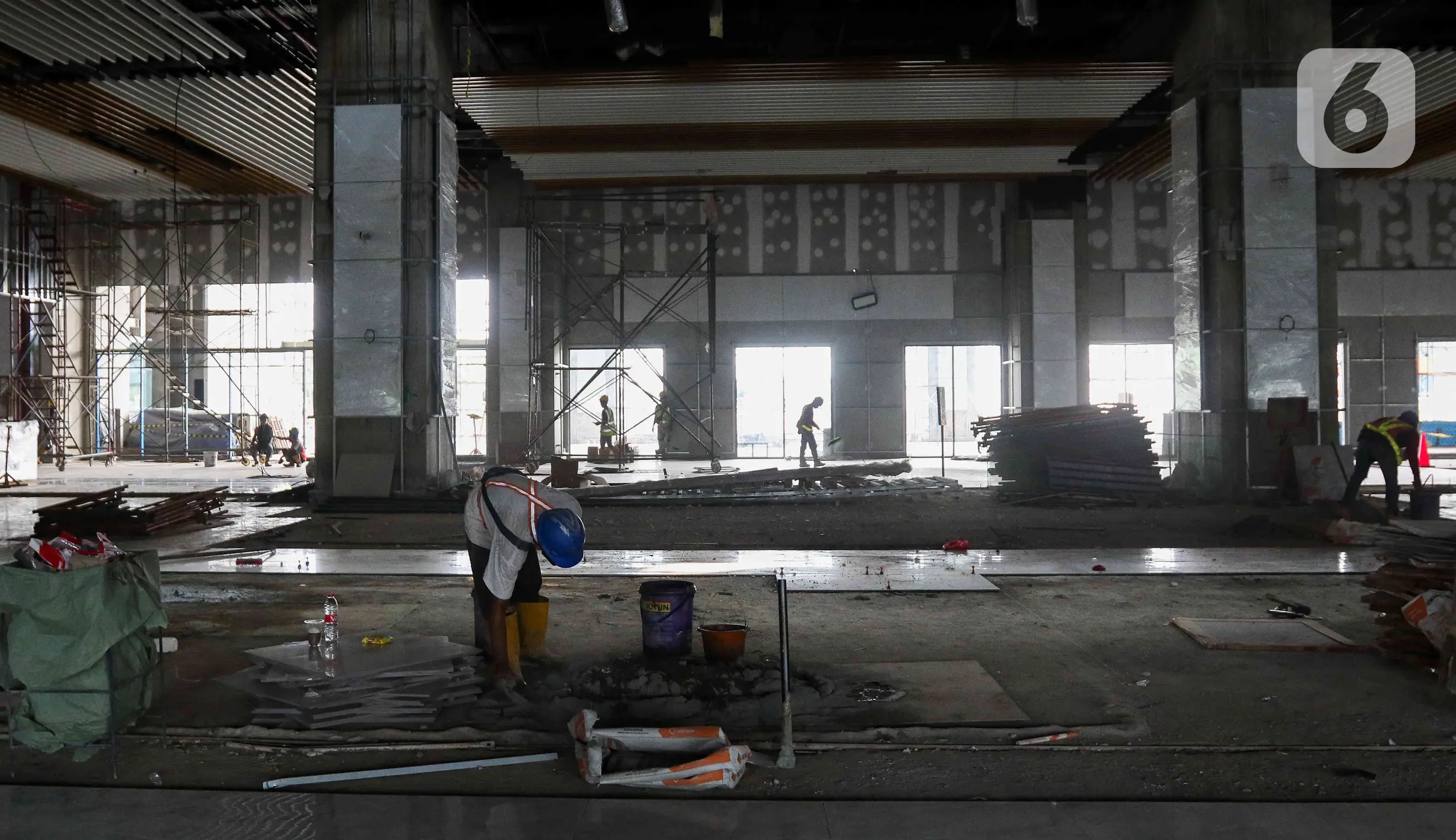 Memantau Perkembangan Proyek Stasiun Halim Kereta Cepat Jakarta-Bandung ...