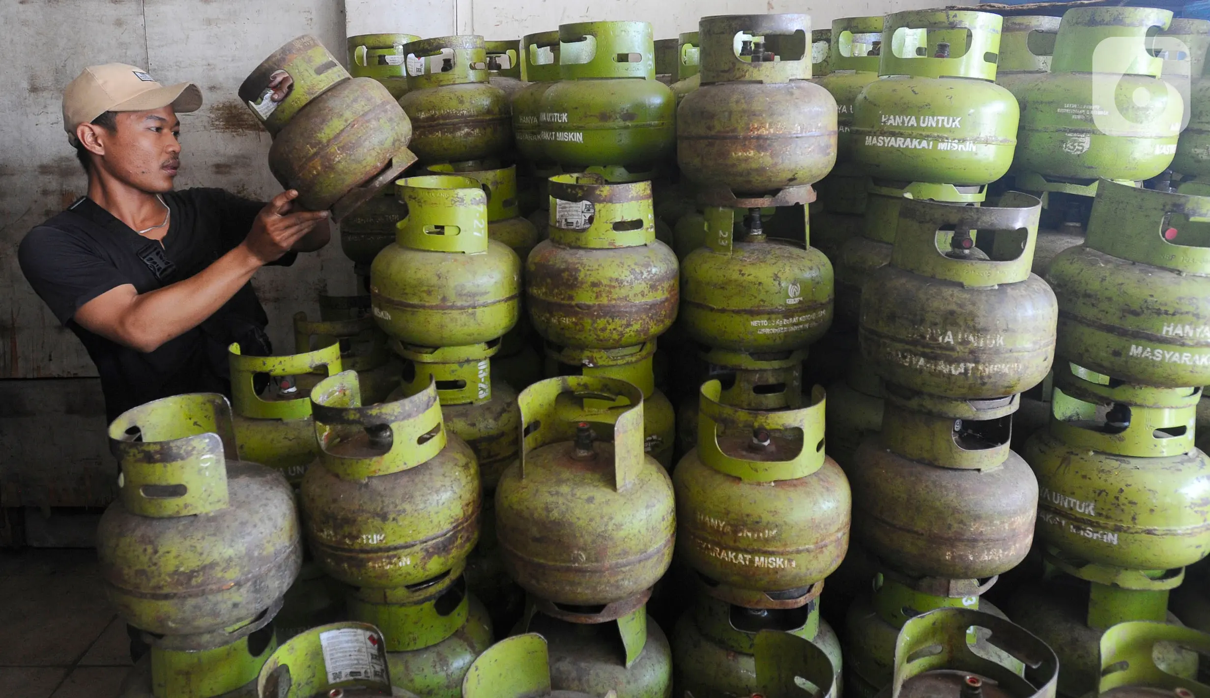 Siap-Siap Beli Elpiji 3Kg Tunjukkan KTP - Foto Liputan6.com