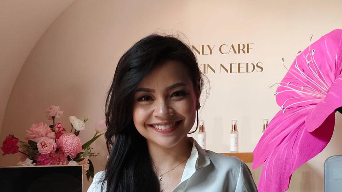 Kisah Reinita Arlin, Putri Pariwisata Indonesia 2012 Alami Wajah Break ...