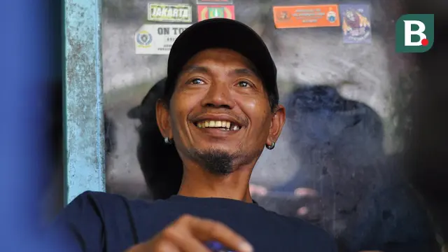 Yuli Sumpil Pingsan di SUGBK karena Mencoba Mengejar Aremania ...