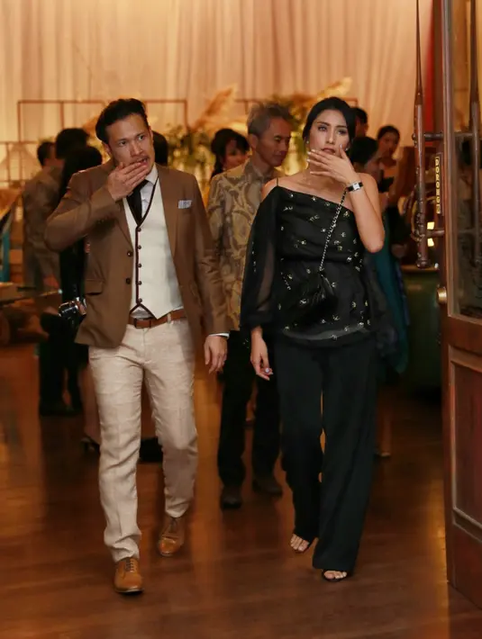 Konsep Nikahan Dimas Anggara - Nadine Kebanjiran Pujian dari Tyas Mirasih - Photo Fimela.com