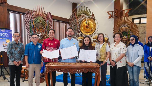 Peluncuran Robot Gamelan di TMII, Kementerian Ekraf Perkuat Sinergi ...