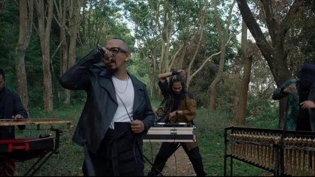 Dr Joe Rilis Single Baru dan Menyatukan Vicky Mono Deadsquad dengan 3 ...